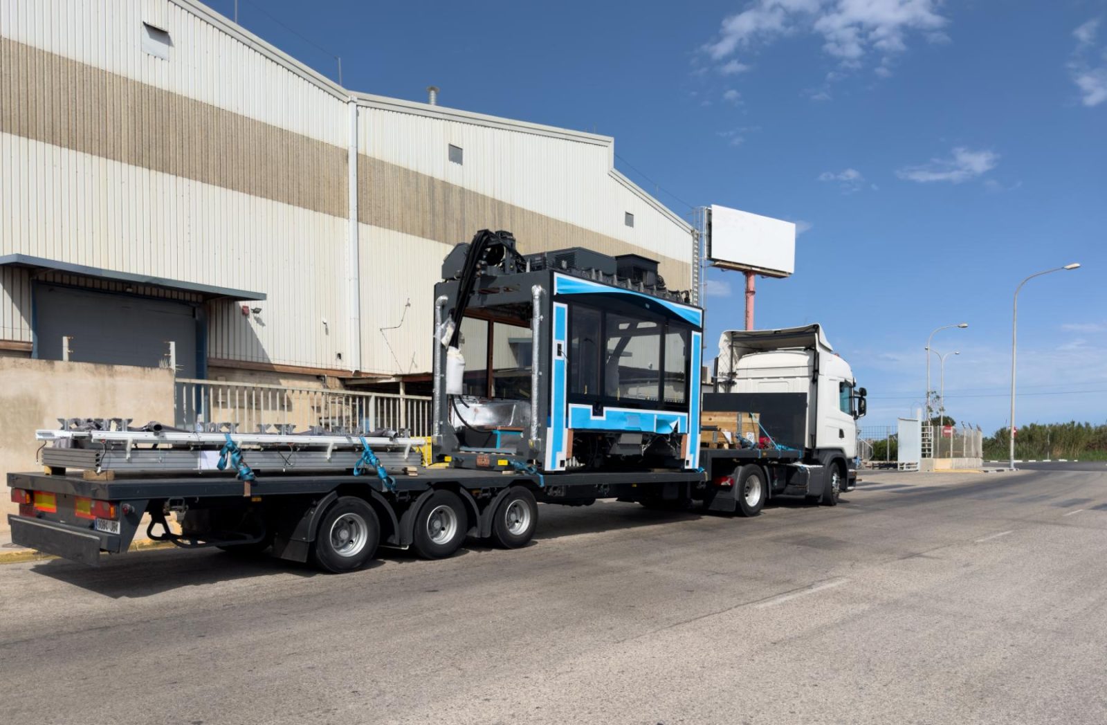 Reliable Transport & Crane Hire Services | UK